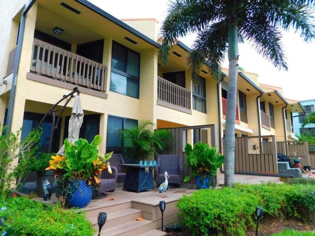 2 bedroom luxury Townhouse for sale in Pompano Beach, United States