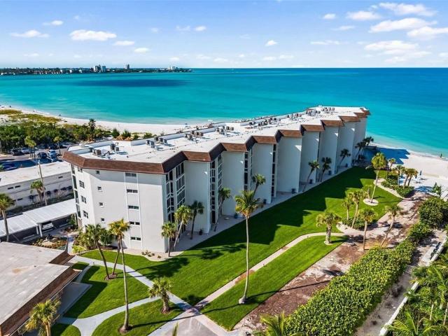 2 bedroom luxury Townhouse for sale in Sarasota, Florida