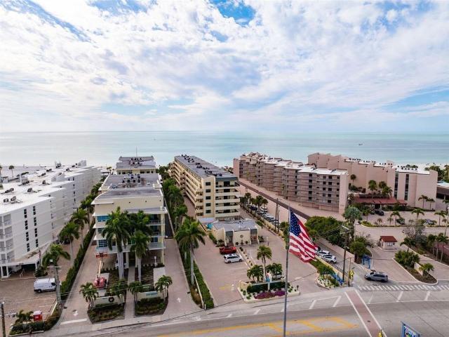 2 bedroom luxury Townhouse for sale in Sarasota, Florida