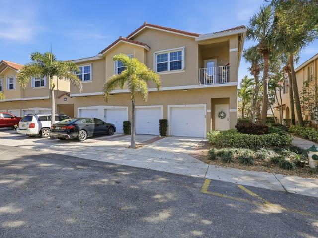2 bedroom luxury Townhouse for rent in Tequesta, United States