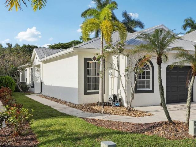 2 bedroom luxury Townhouse for rent in Wellington, United States
