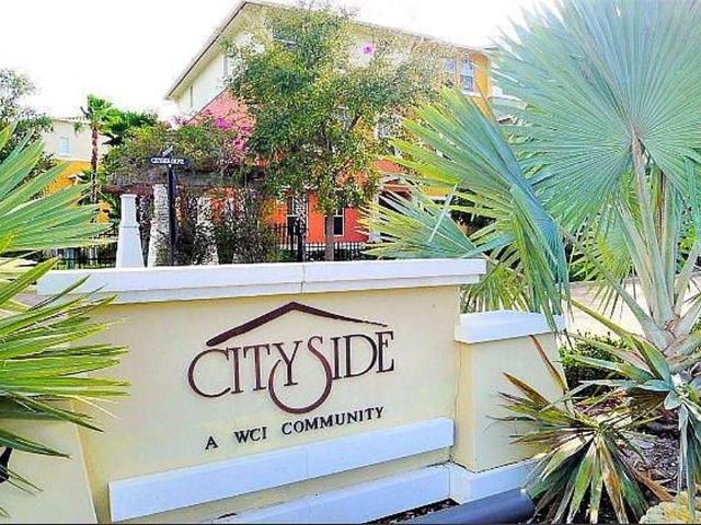 2 bedroom luxury Townhouse for rent in West Palm Beach, Florida