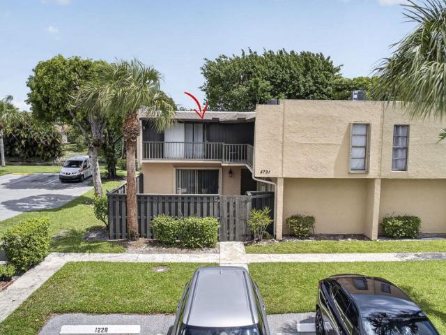 2 bedroom luxury Townhouse for rent in West Palm Beach, Florida