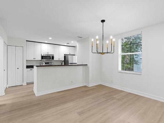2 bedroom luxury Townhouse for rent in West Palm Beach, United States