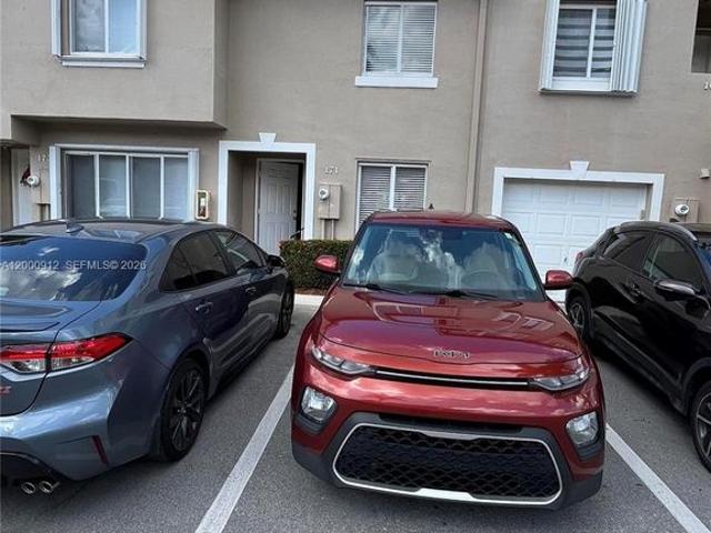 2 bedroom luxury Townhouse for rent in Weston, Florida