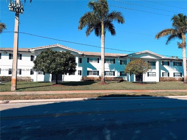 2 bedroom luxury Townhouse for rent in Coral Springs, Florida