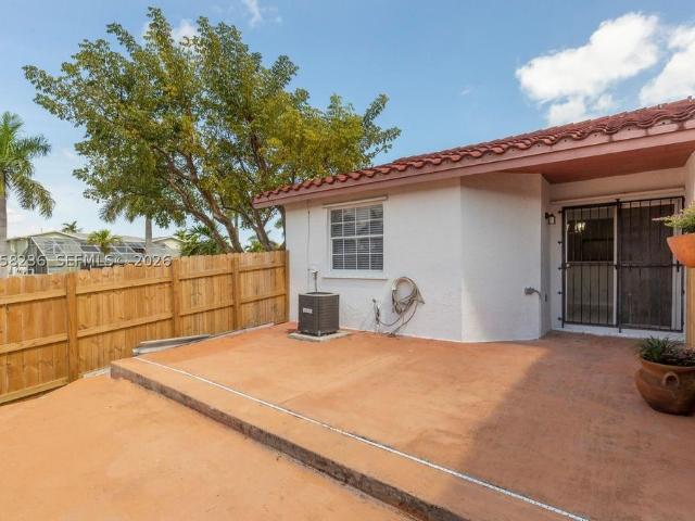 2 bedroom luxury Townhouse for rent in Cutler Bay, Florida