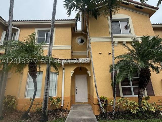 2 bedroom luxury Townhouse for rent in Doral, United States