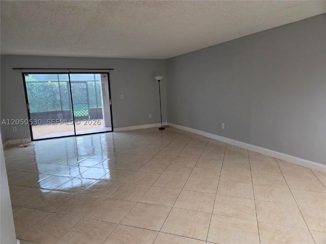 2 bedroom luxury Townhouse for rent in Doral, Florida