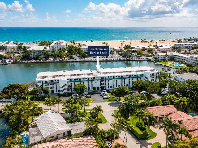 2 bedroom luxury Townhouse for rent in Fort Lauderdale, Florida