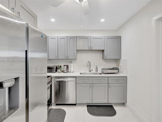 2 bedroom luxury Townhouse for rent in Fort Lauderdale, Florida