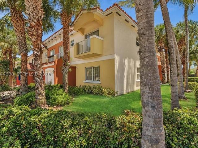 2 bedroom luxury Townhouse for rent in Fort Lauderdale, Florida