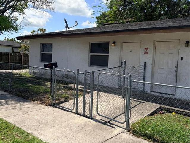 2 bedroom luxury Townhouse for rent in Florida City, Florida