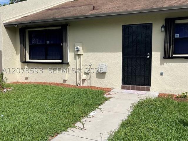 2 bedroom luxury Townhouse for rent in Homestead, Florida