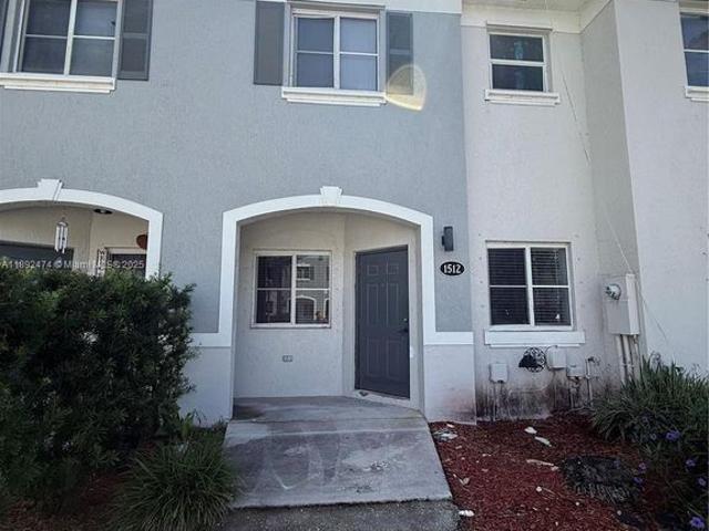 2 bedroom luxury Townhouse for rent in Homestead, United States