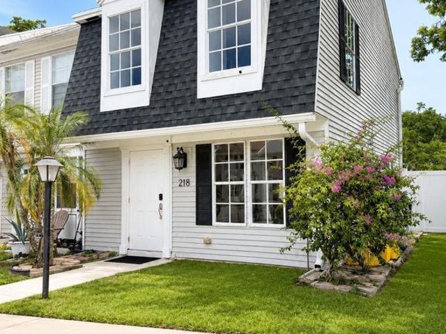 2 bedroom luxury Townhouse for rent in Jupiter, Florida