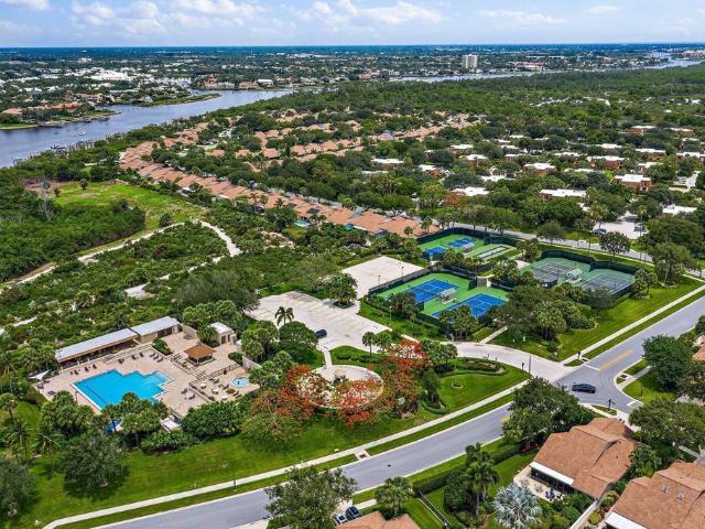 2 bedroom luxury Townhouse for rent in Jupiter, United States