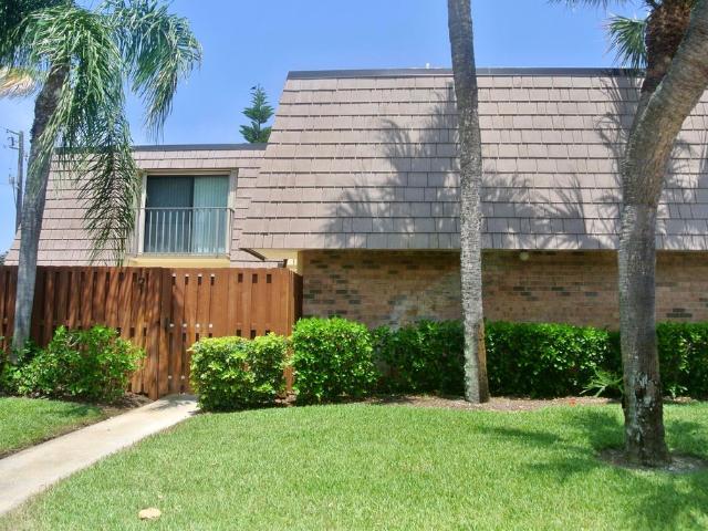 2 bedroom luxury Townhouse for rent in Jupiter, United States