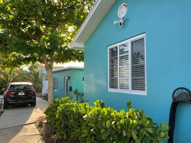 2 bedroom luxury Townhouse for rent in Lake Worth, Florida