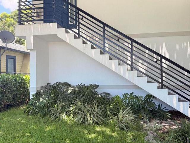 2 bedroom luxury Townhouse for rent in Lake Worth, Florida