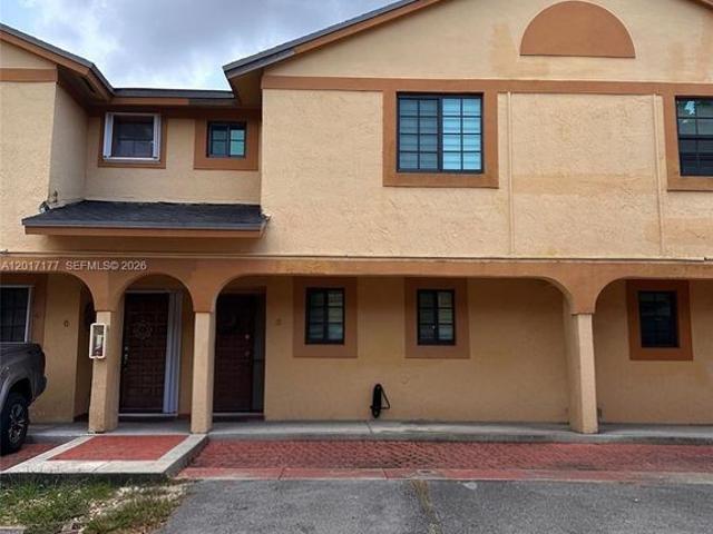 2 bedroom luxury Townhouse for rent in Miami Terrace Mobile Home, Florida