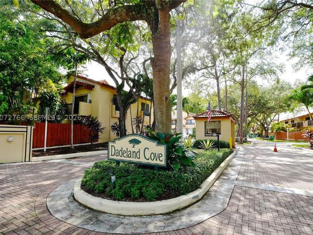 2 bedroom luxury Townhouse for rent in Miami, United States