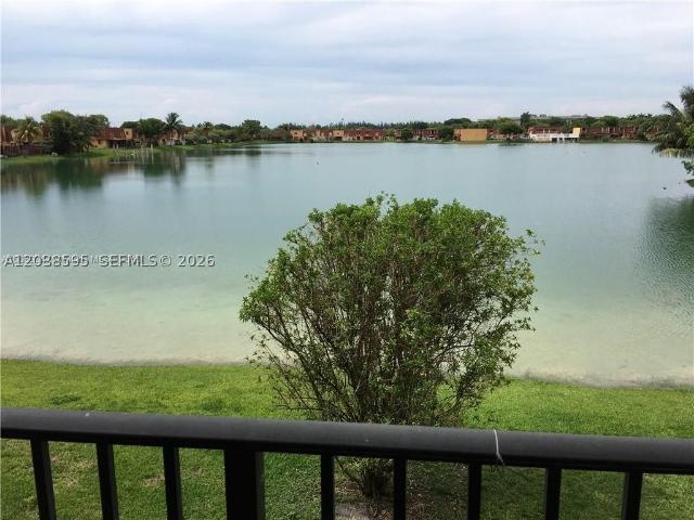 2 bedroom luxury Townhouse for rent in Miami, United States