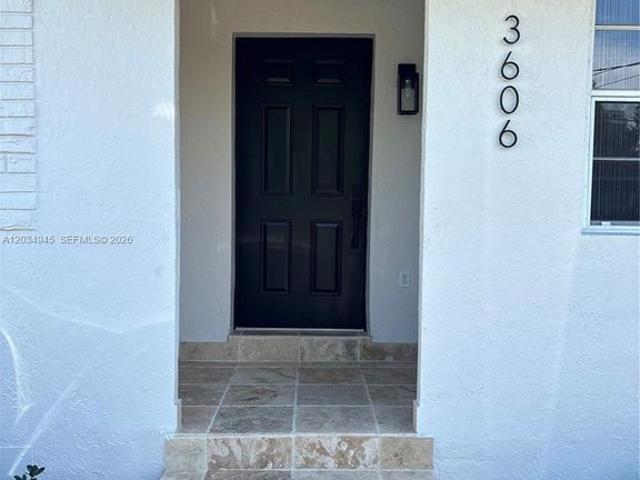 2 bedroom luxury Townhouse for rent in Miami, United States