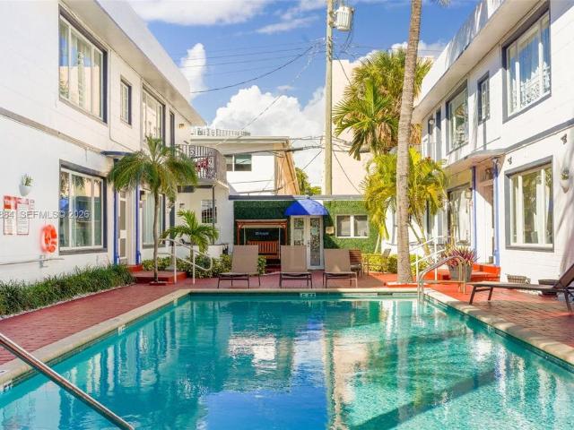 2 bedroom luxury Townhouse for rent in Miami Beach, United States