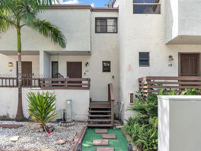 2 bedroom luxury Townhouse for rent in Miami, Florida