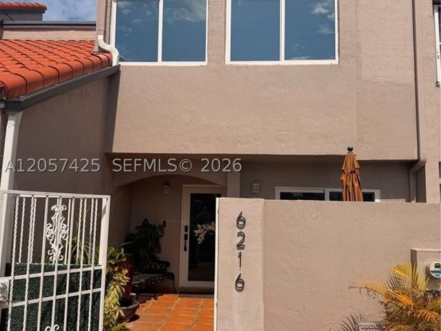 2 bedroom luxury Townhouse for rent in Miami, Florida