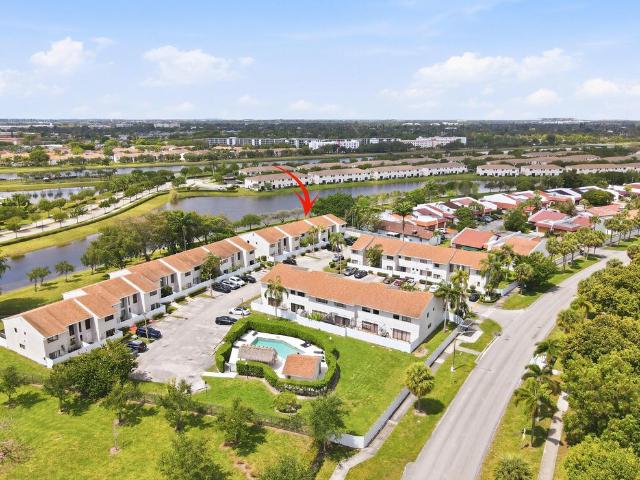 2 bedroom luxury Townhouse for rent in Miami, Florida