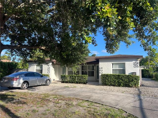 2 bedroom luxury Townhouse for rent in Miami Shores, United States
