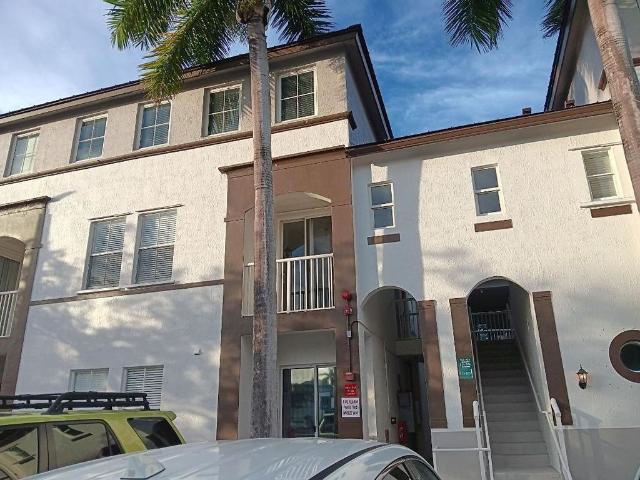 2 bedroom luxury Townhouse for rent in Miramar, United States