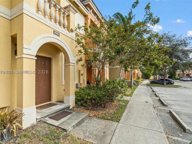2 bedroom luxury Townhouse for rent in Miramar, United States