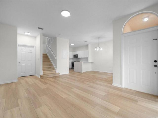 2 bedroom luxury Townhouse for rent in North Lauderdale, United States