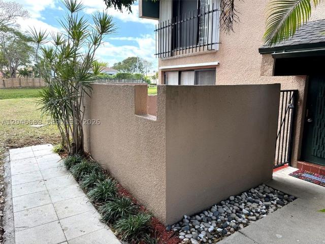 2 bedroom luxury Townhouse for rent in Palmetto Bay, United States
