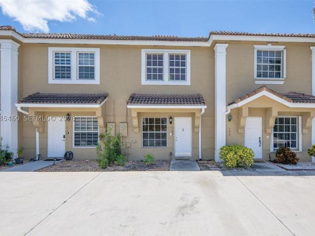 2 bedroom luxury Townhouse for rent in Pembroke Pines, United States