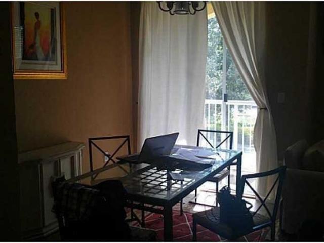 2 bedroom luxury Townhouse for rent in Plantation, Florida