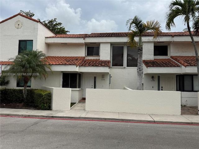 2 bedroom luxury Townhouse for rent in Plantation, United States