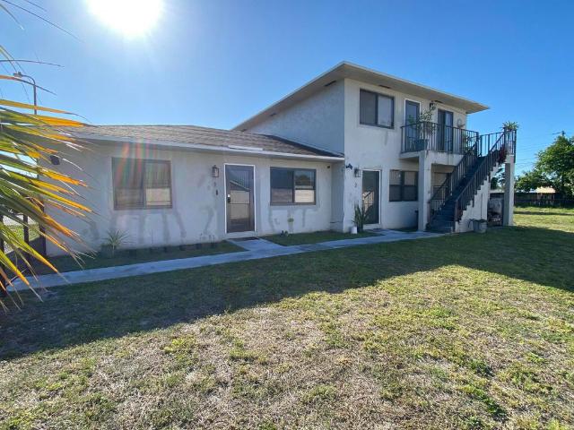 2 bedroom luxury Townhouse for rent in Riviera Beach, United States