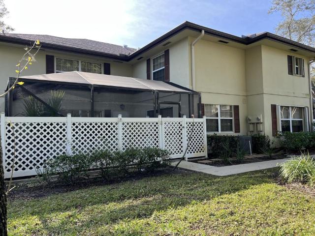 2 bedroom luxury Townhouse for rent in Royal Palm Beach, United States
