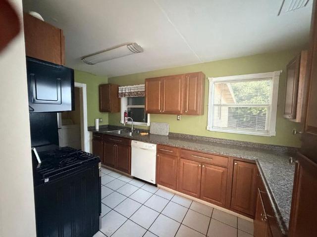 2 bedroom luxury Villa for rent in Margate, United States