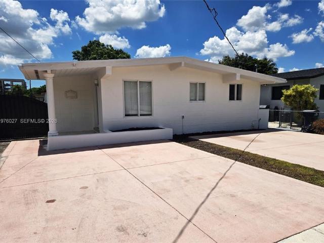 2 bedroom luxury Villa for rent in Miami, Florida