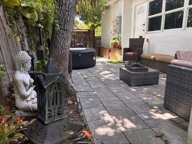2 bedroom luxury Villa for rent in Miami, Florida