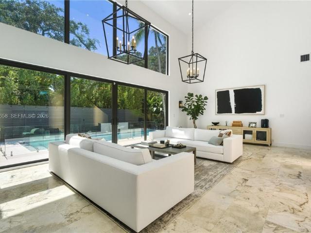 Luxury Villa for rent in Miami, Florida