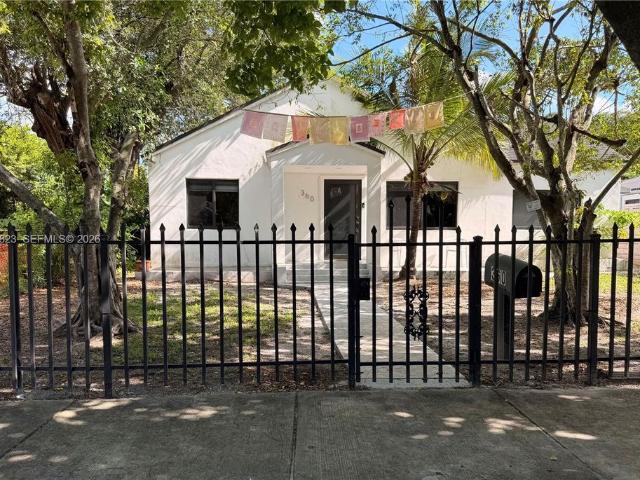 2 bedroom luxury Villa for rent in Miami, Florida