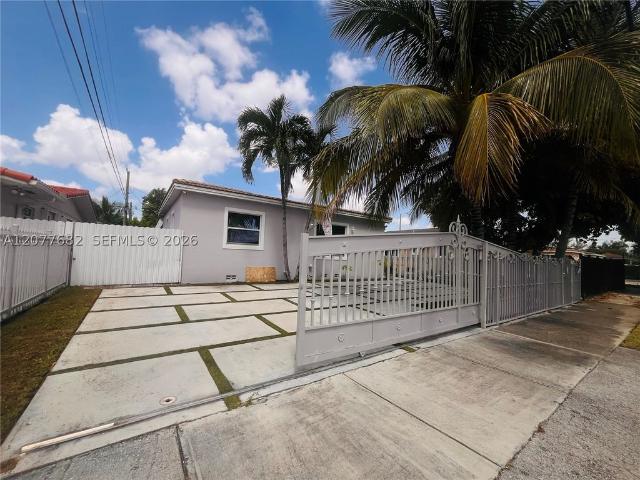 2 bedroom luxury Villa for rent in Miami, Florida