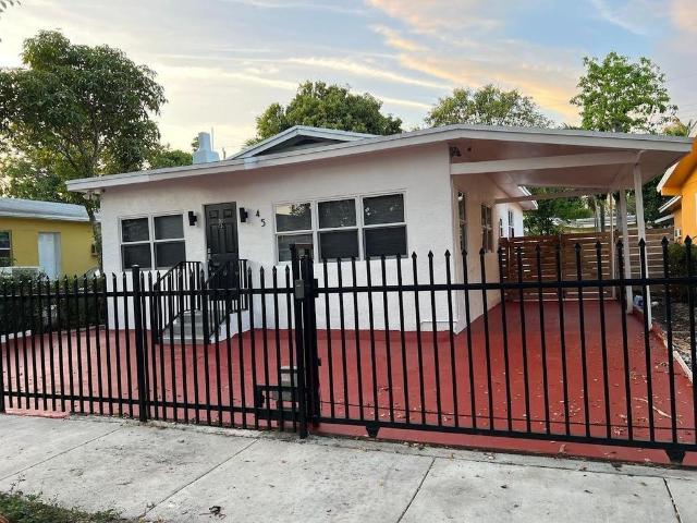 2 bedroom luxury Villa for rent in Miami, Florida