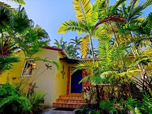 2 bedroom luxury Villa for rent in Miami Shores, Florida